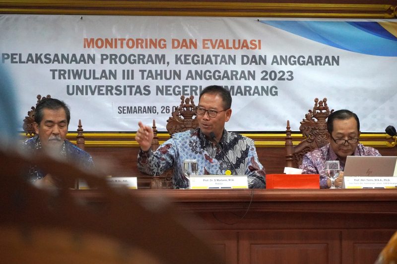Selenggarakan Monev Triwulan III, UNNES Kuatkan Komitmen Capaian Target - Universitas Negeri ...