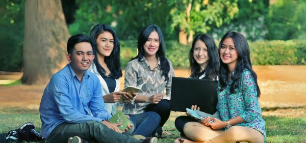 Perbedaan Sistem Informasi dan Teknik Informatika, Jangan Salah!